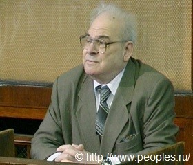 Портрет: Г.И.Абелев | Летопись Московского университета